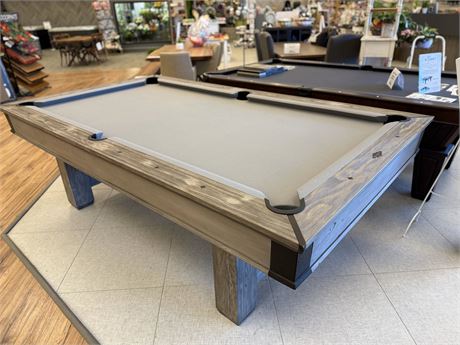 CKPGAuction.net - Brunswick Canton 8' Pool Table (Floor Model)